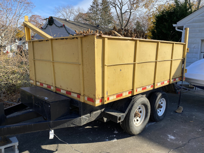 Using Roll-Off Trailers for Waste Removal | Keystone Synergy